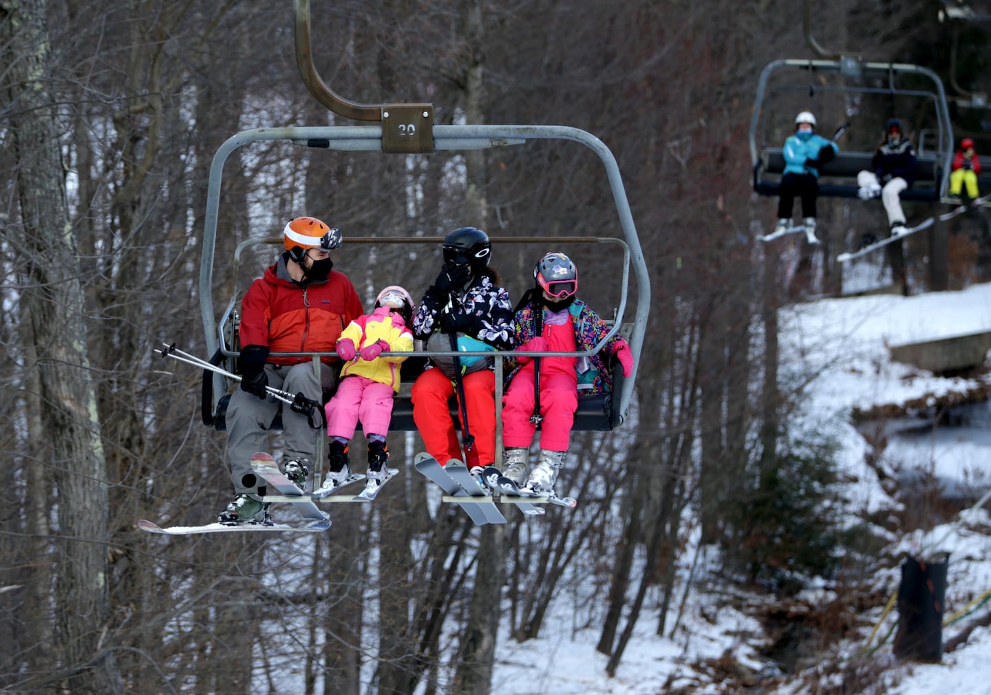 Particle News: Ski Lift Chair Detaches at Attitash Resort, Injuring One