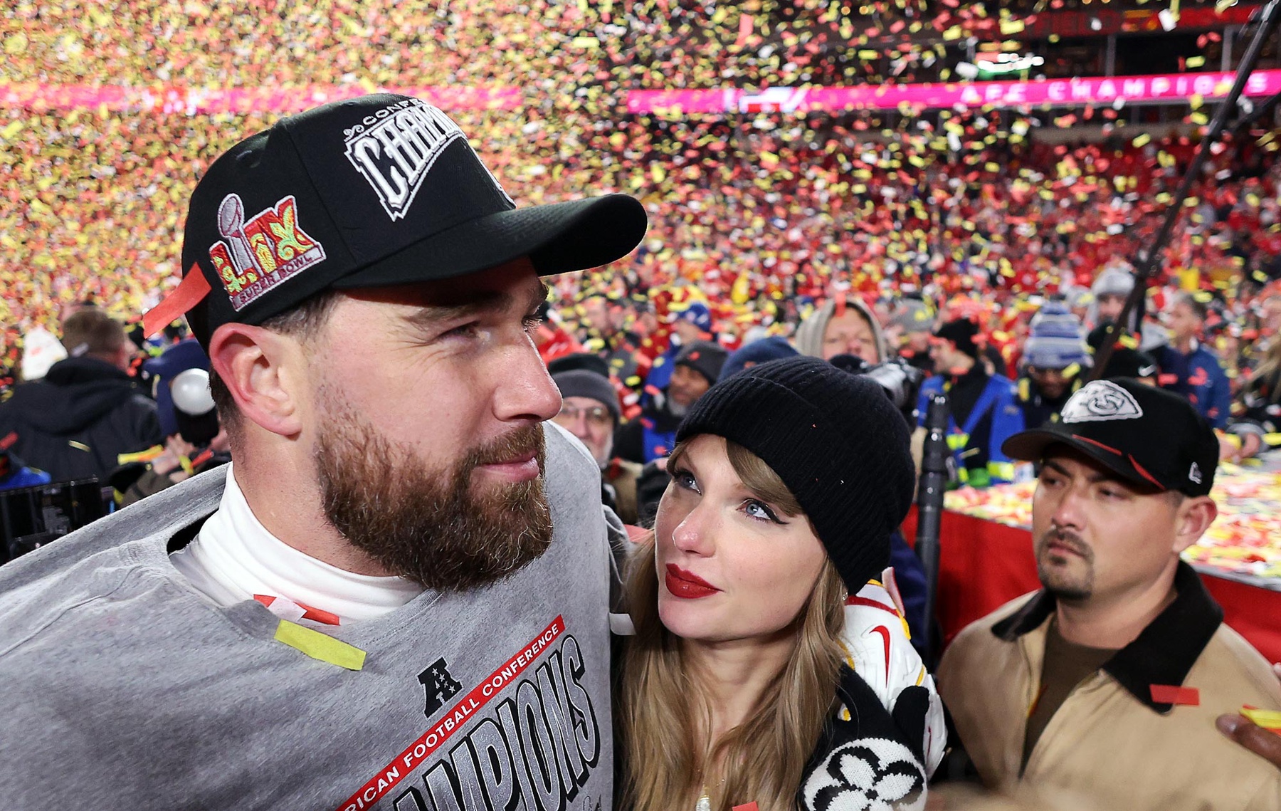 Particle News: Jason Kelce Highlights Travis Kelce's Growth During Relationship with Taylor Swift