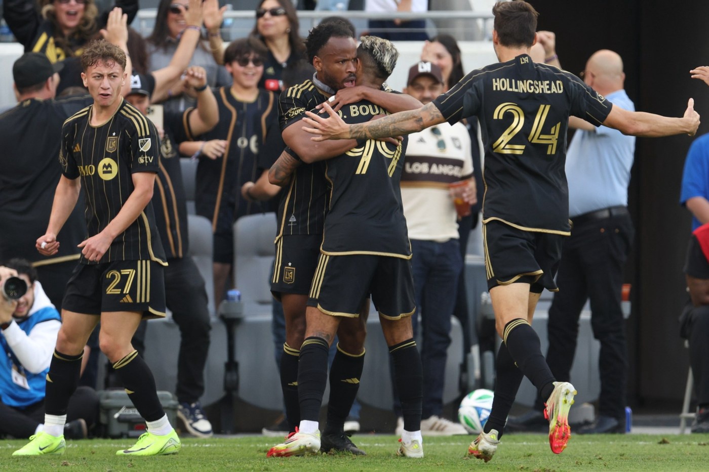Particle News: Jeremy Ebobisse's Debut Goal Secures LAFC's Season-Opening Victory