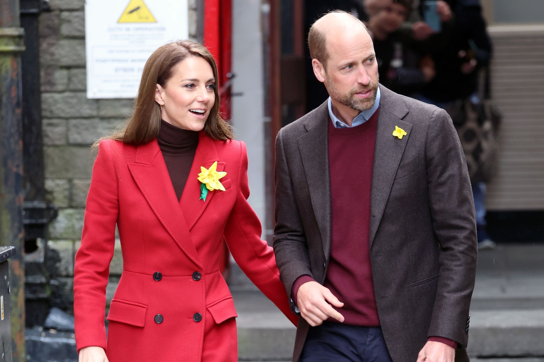 Particle News: Kate Middleton and Prince William Visit Flood-Affected ...