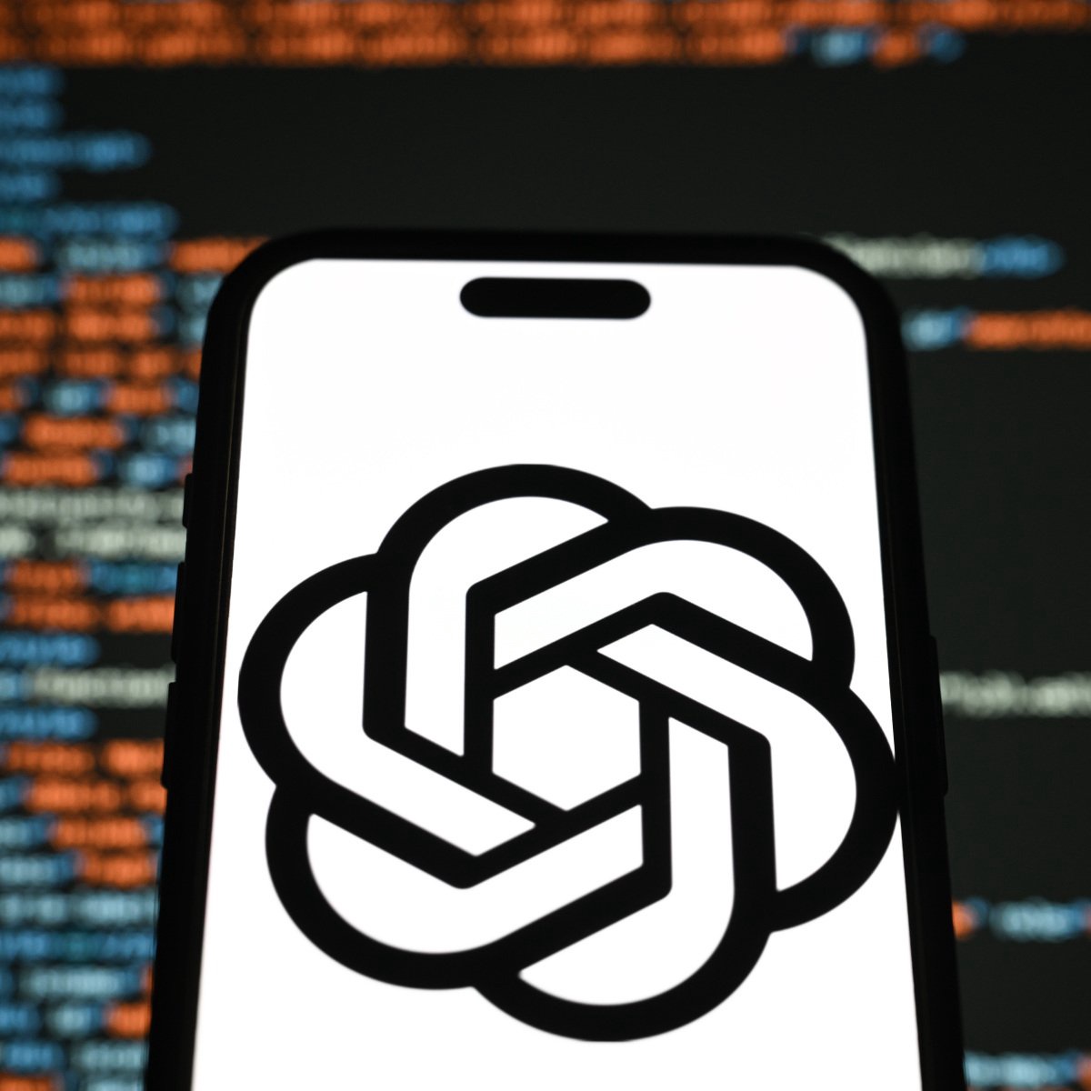 Particle News: OpenAI Faces GDPR Complaint Over ChatGPT’s False Murder Allegation