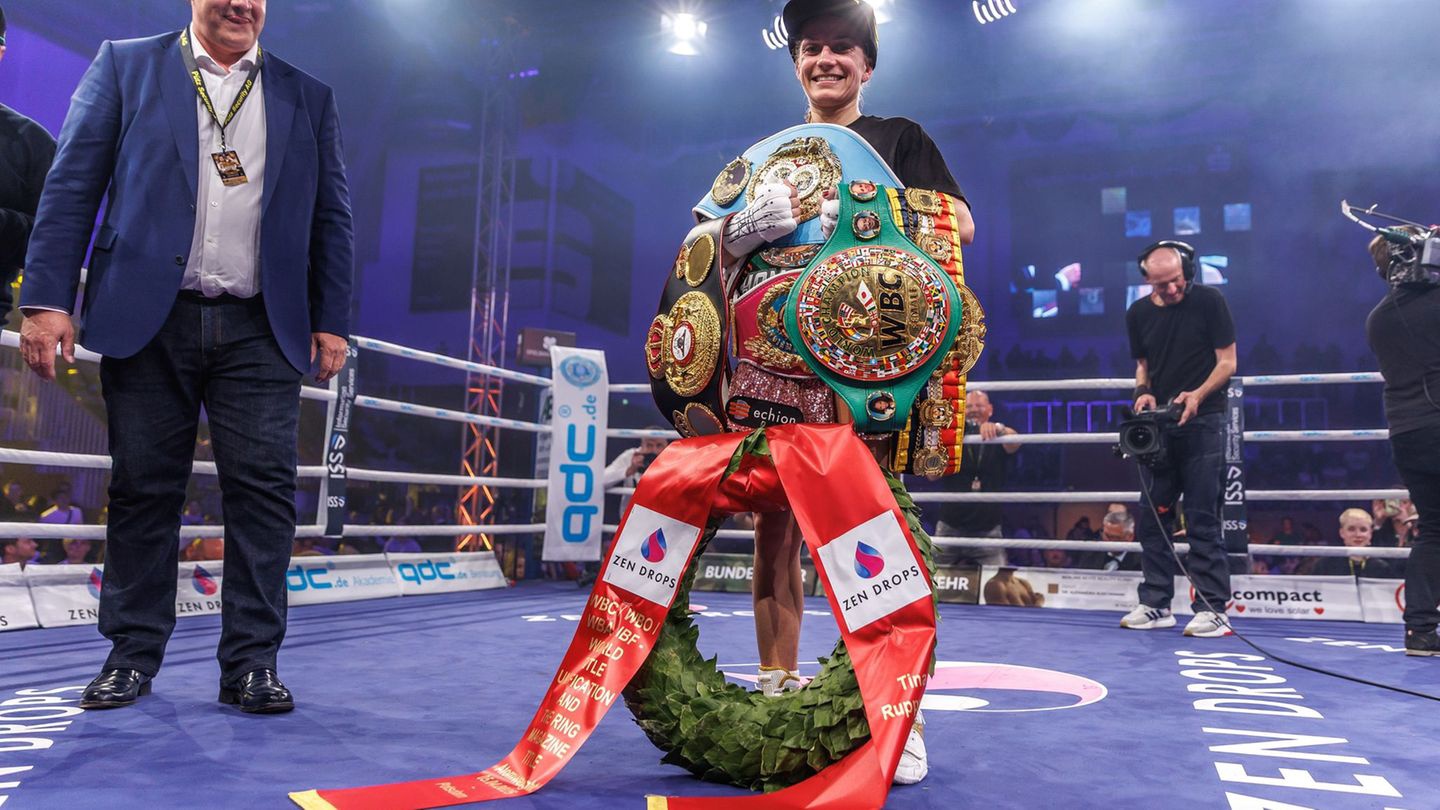 Particle News: Tina Rupprecht Becomes Germany's First Undisputed ...