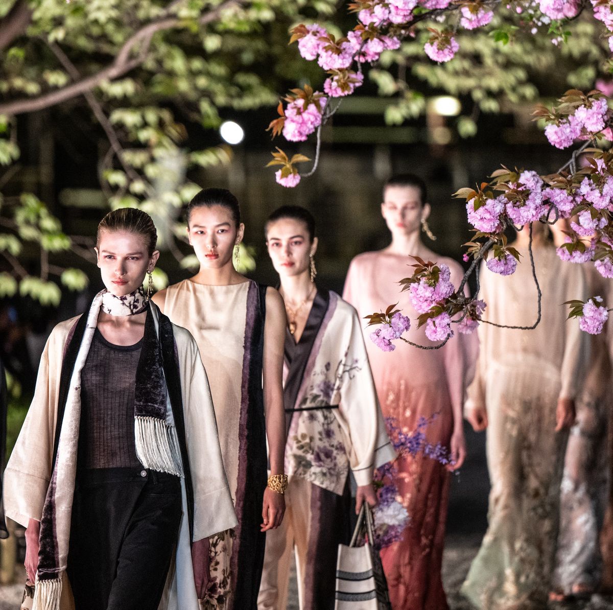 Particle: Dior Unveils Fall 2025 Collection in Historic Kyoto Temple