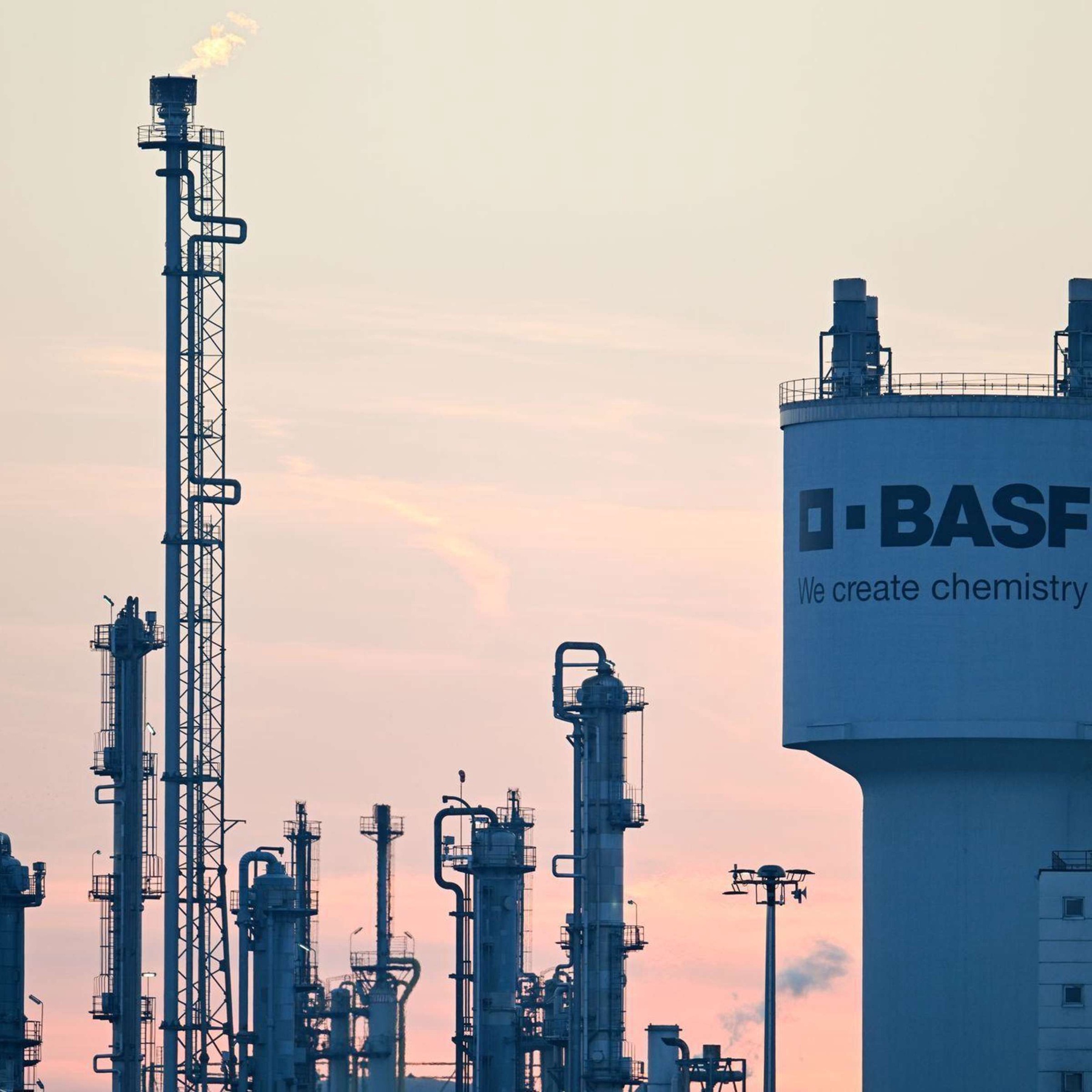 Particle News: BASF Strengthens Asia Focus While Navigating US Tariff Challenges