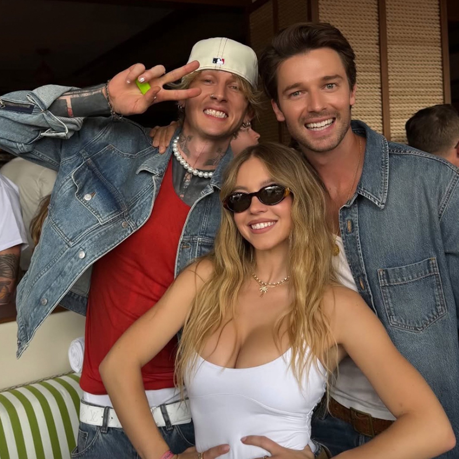 Particle News: Sydney Sweeney Celebrates Single Life at Star-Studded ...