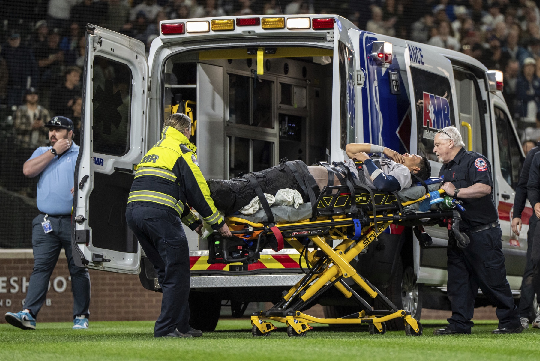 Particle: Yankees' Oswaldo Cabrera Diagnosed with Fractured Ankle ...