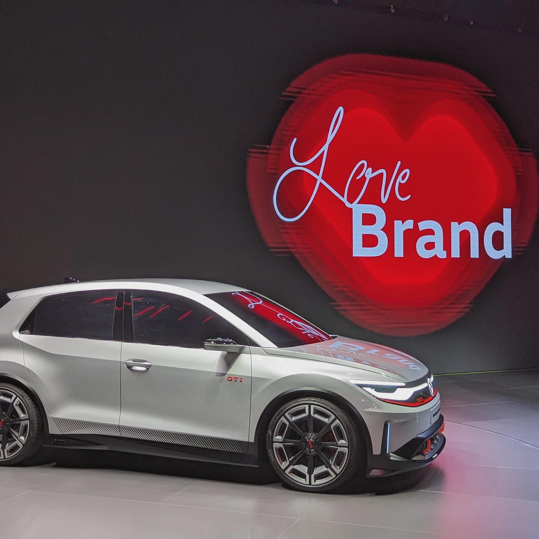 Particle News: Volkswagen Confirms Electric Golf GTI Launch for 2026 with FWD-Only Design