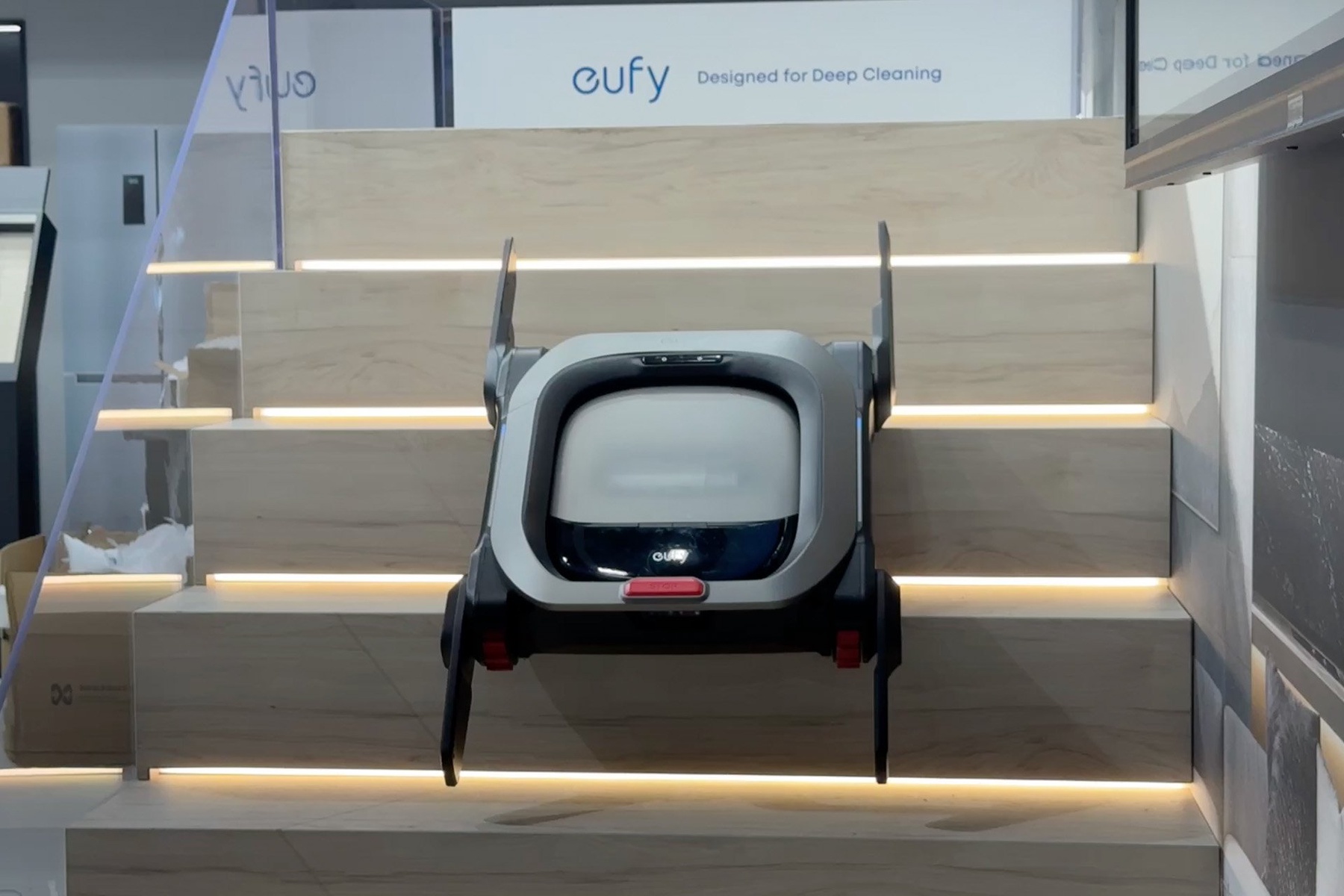 Particle: Eufy Debuts MarsWalker Stair‑Climbing Carrier and $1,599 ...