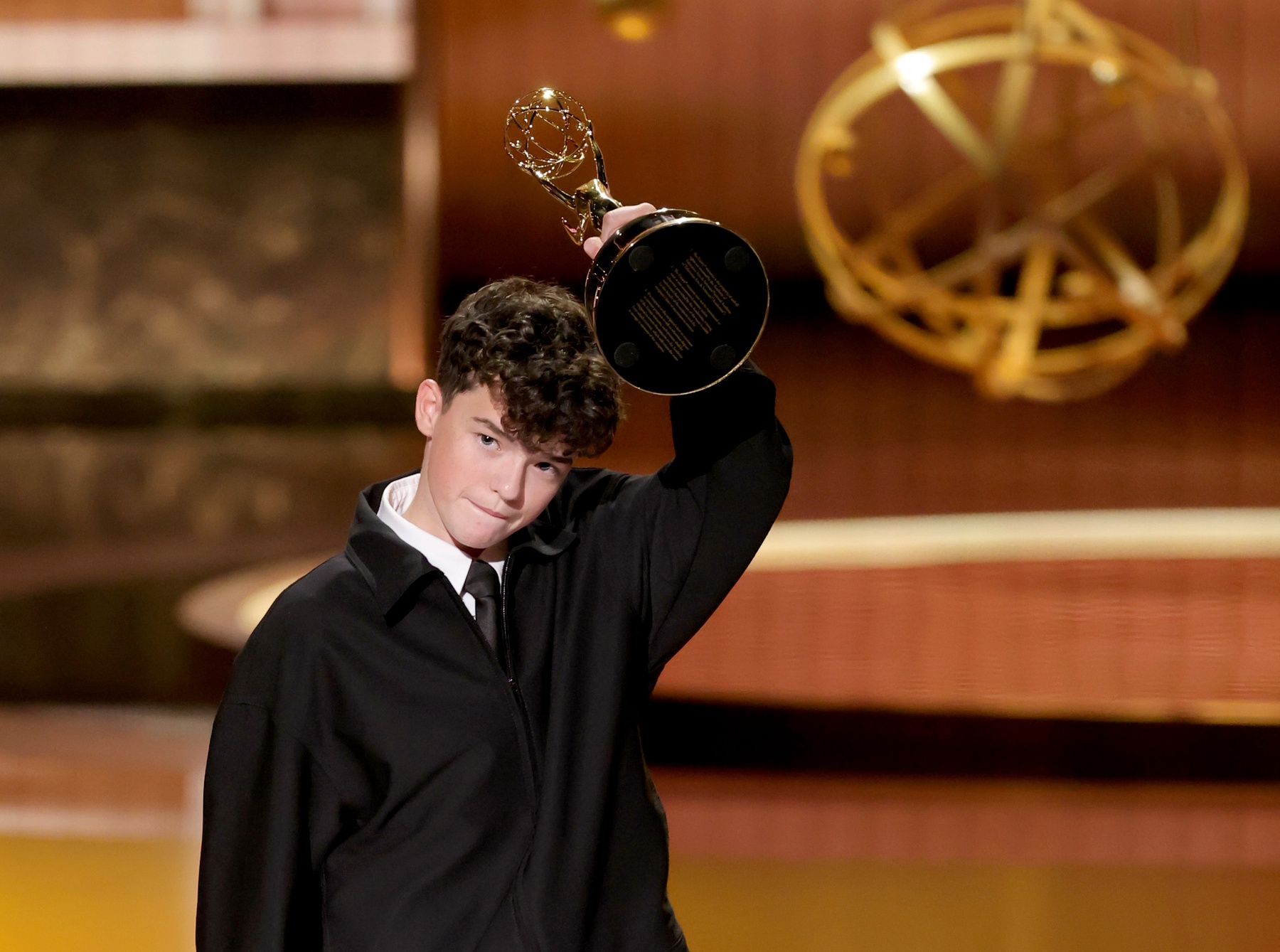 Particle News: Emmys 2025: ‘The Studio’ Sets Comedy Record as ‘The Pitt ...