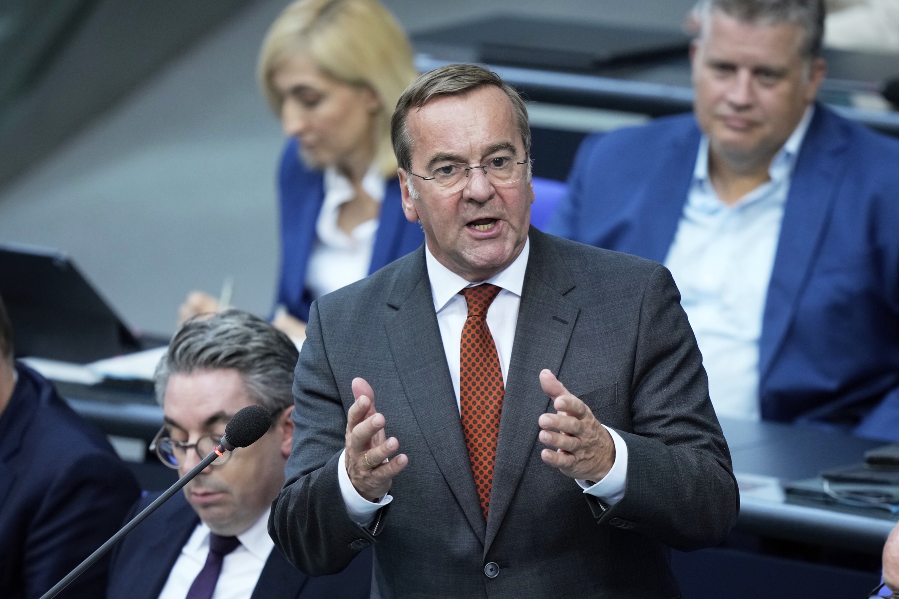 Particle News: Germany Says Two Russian Satellites Are Trailing ...