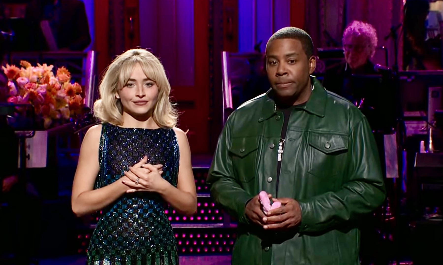 Particle News: Sabrina Carpenter Hosts SNL as Viral 'Domingo' Cold Open ...