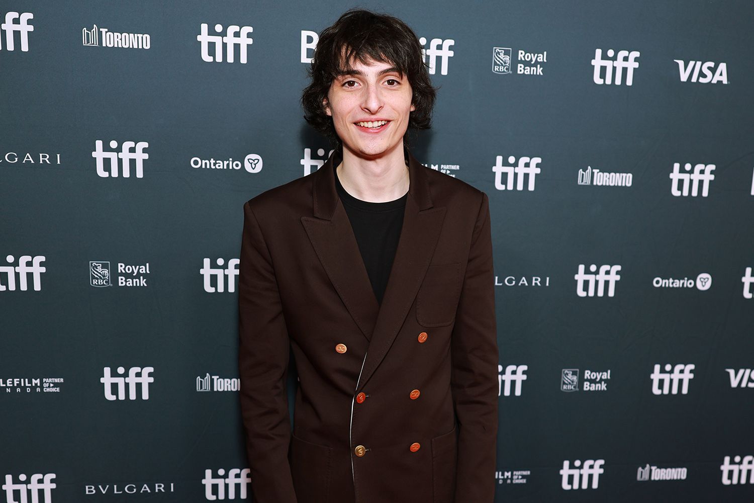 Particle News: Finn Wolfhard Reflects on Early Acting in 'Stranger Things'