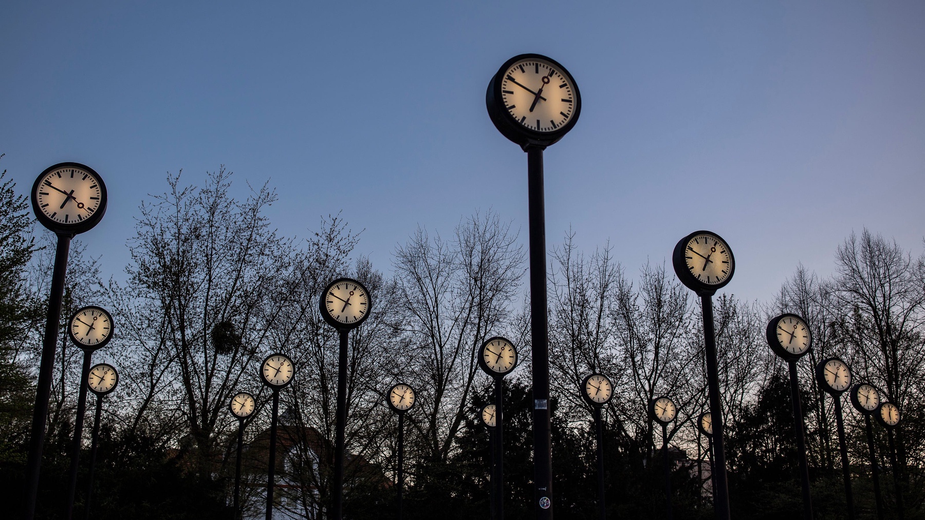 Particle News: Daylight Saving Time: A Historical and Controversial ...