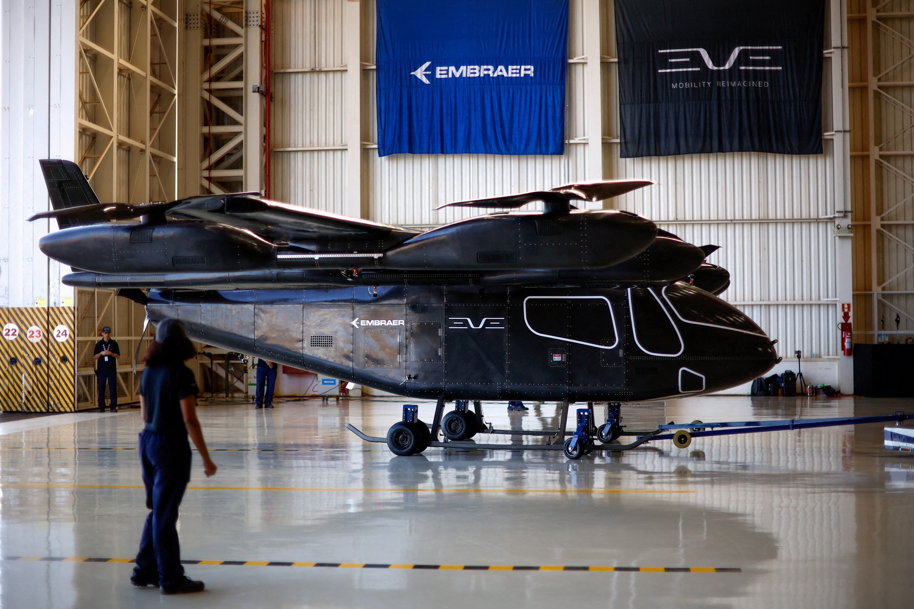 Particle: Embraer’s Eve Flies Full-Scale eVTOL Prototype, Launching ...