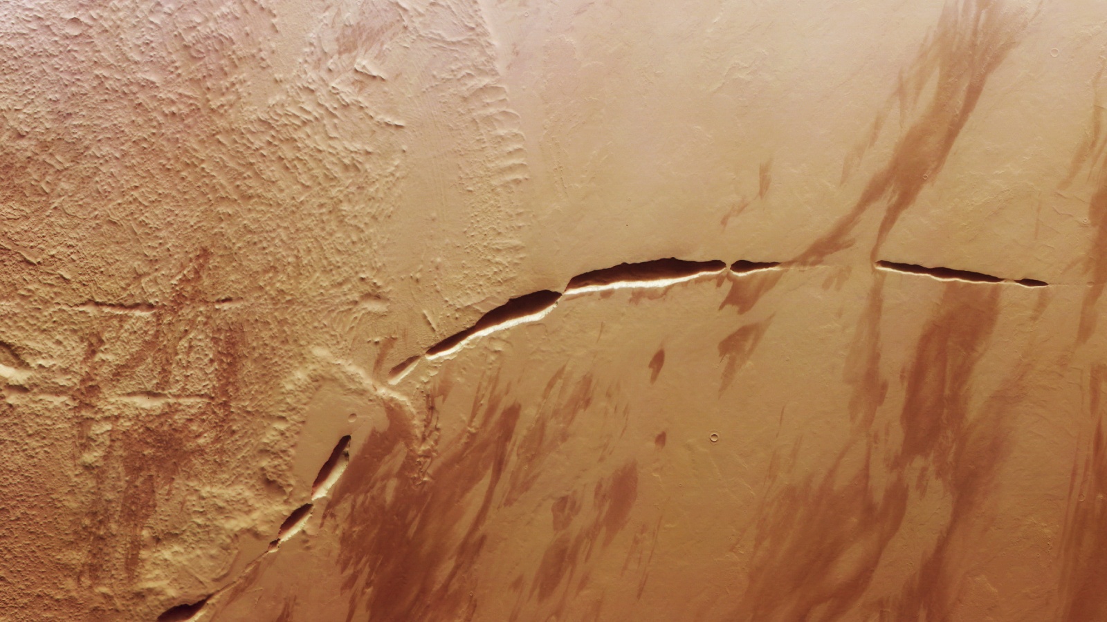 Particle News: Mars Orbiter Reveals Detailed Images of Massive Aganippe ...