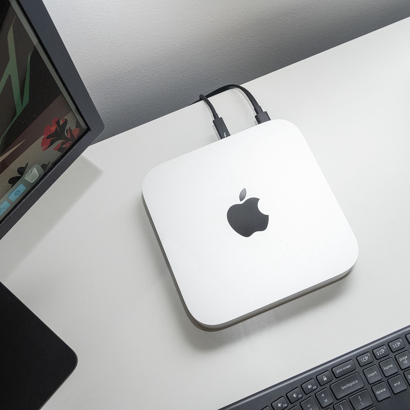 Particle News: Apple's New Mac Mini to Feature Major Redesign and M4 Chip