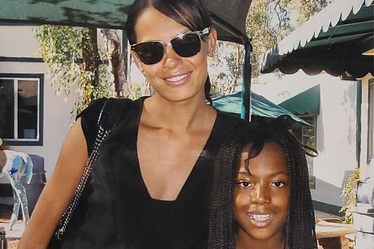 Particle News: Keisha Nash Whitaker, Actor and Ex-Wife of Forest ...