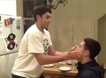 Most Times Slapping Someone In The Face In One Minute | World Record ...
