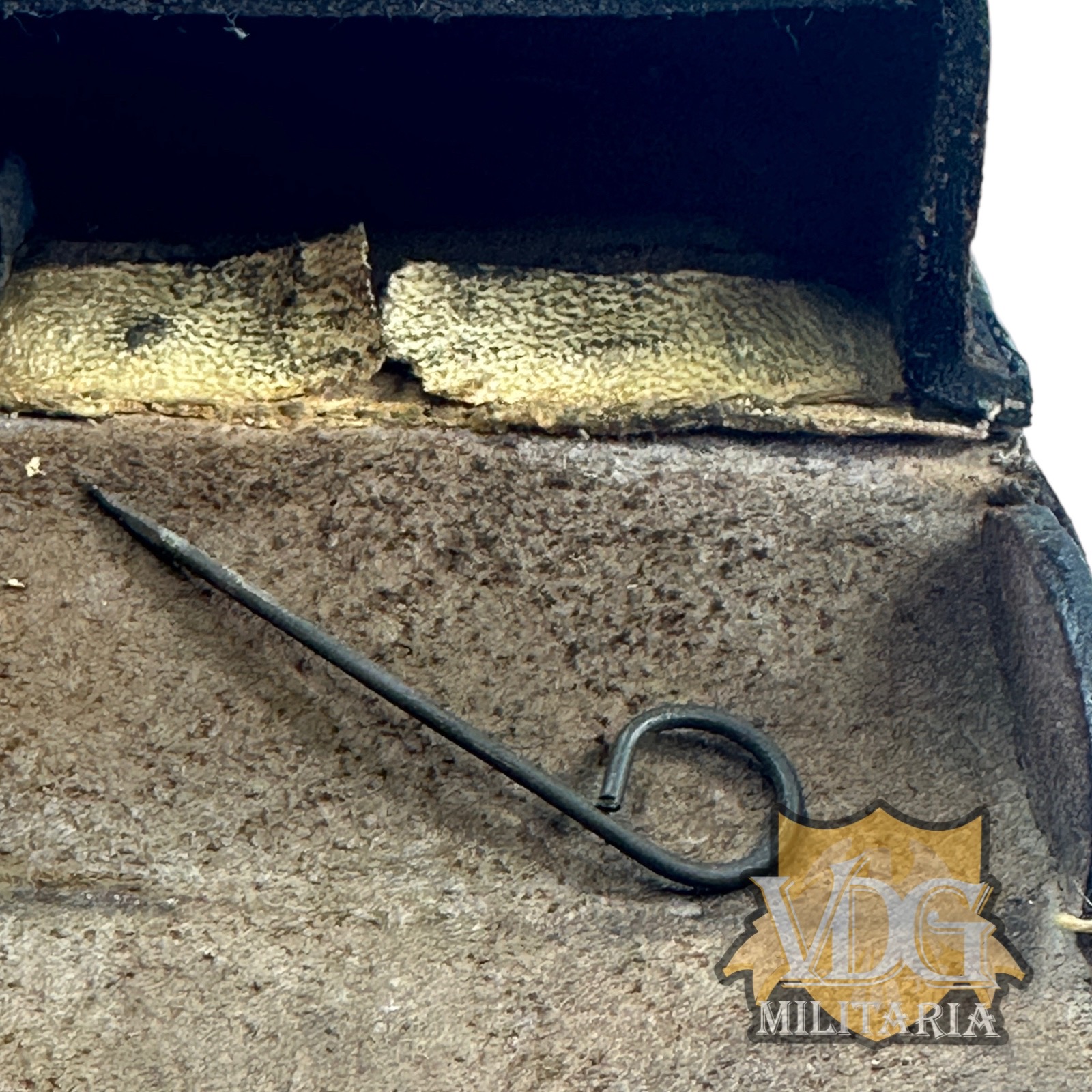 US Civil War Leather Percussion Cap Box-R. White | VDG Militaria