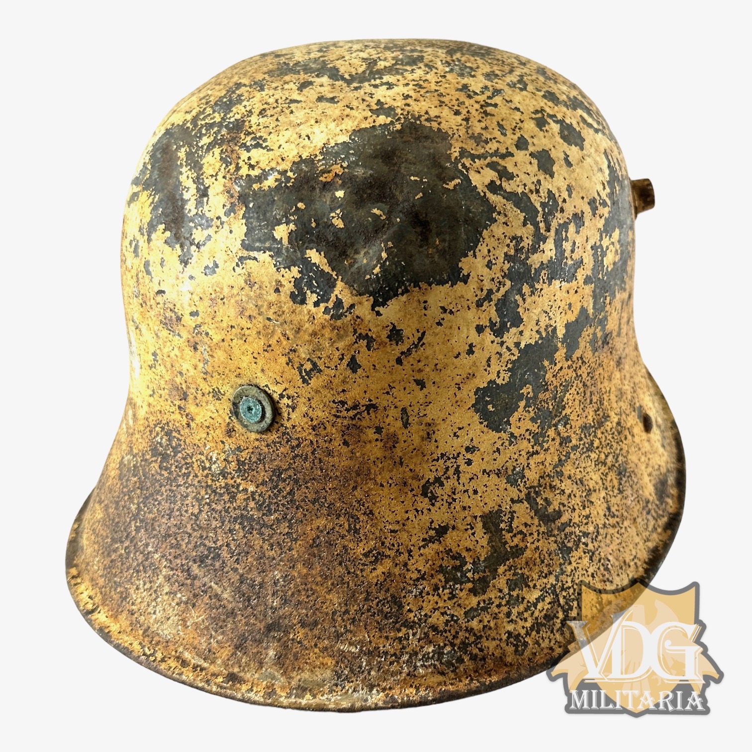 Irish M1927 White Painted Vickers Helmet, Complete with Liner & Chip ...