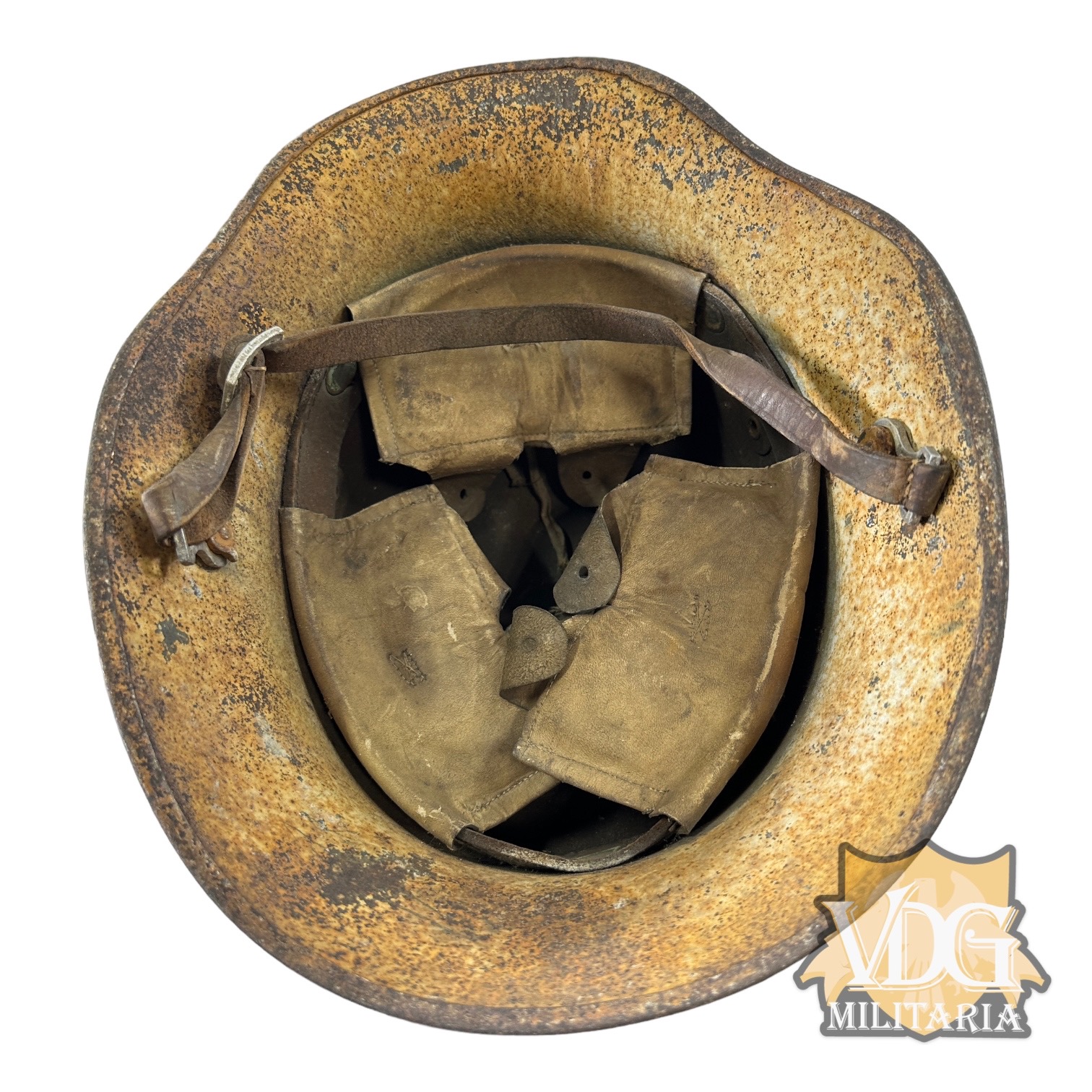 Irish M1927 White Painted Vickers Helmet, Complete with Liner & Chip ...