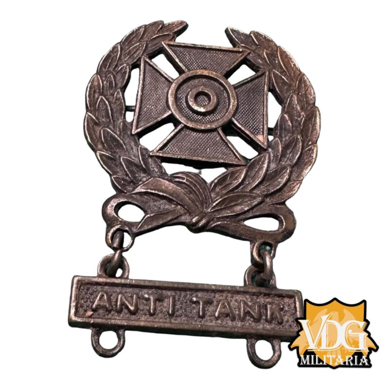 WW2 US Army Expert Anti-Tank Un Marked Pin Back Badge | VDG Militaria