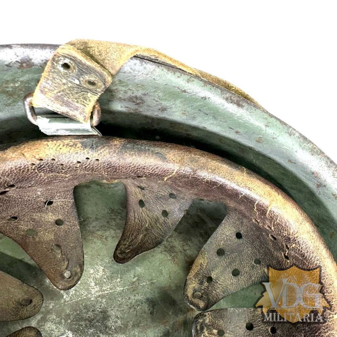 WW2 Italian M333 Helmet complete with liner and chinstrap Shell Marked ...