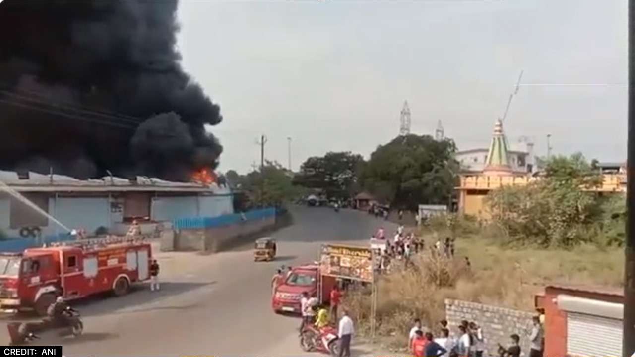 BREAKING: Massive Fire Breaks out in Maharashtra's Uran, Fire Tenders ...