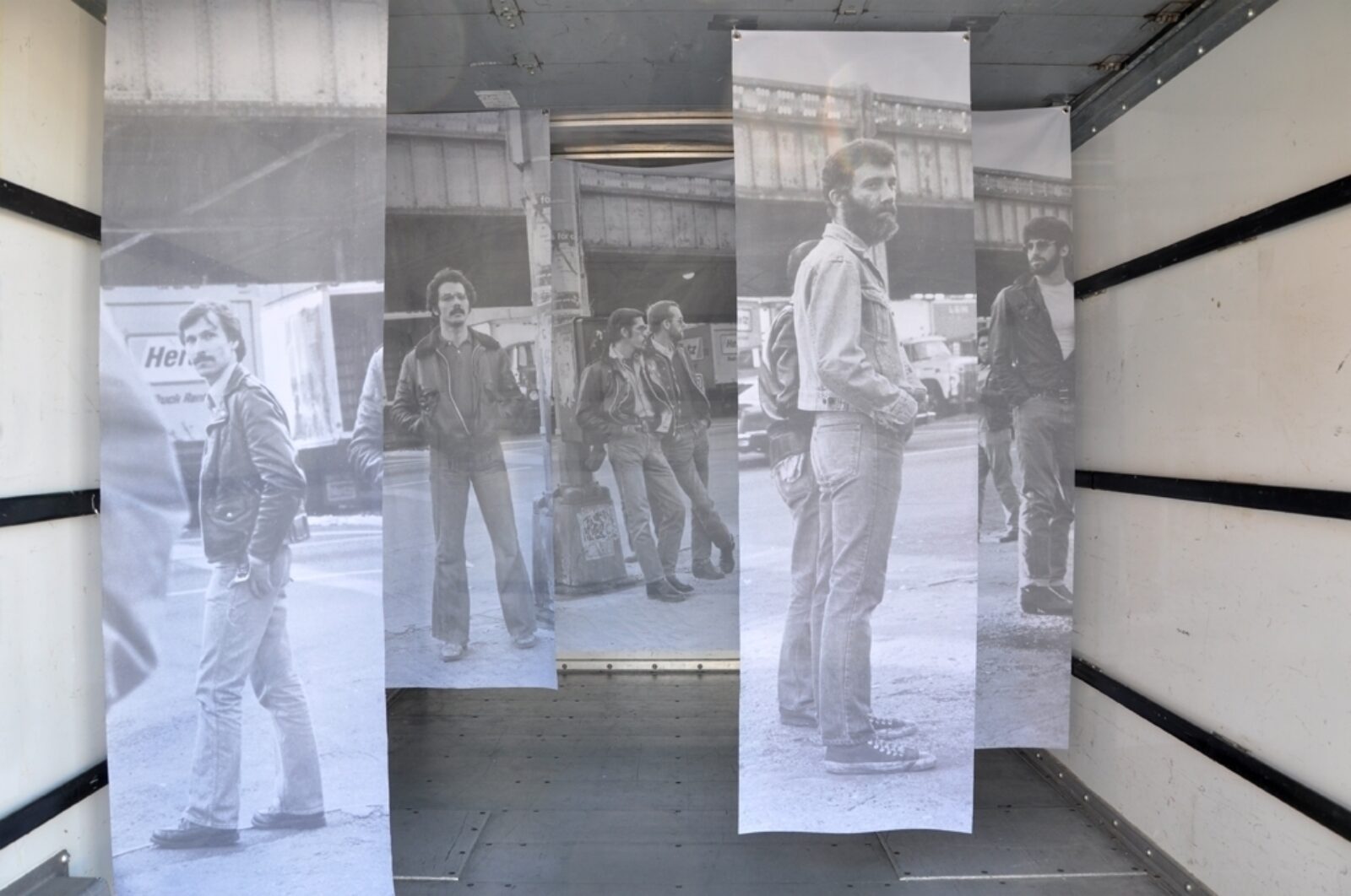 Performative Objects | Visual AIDS