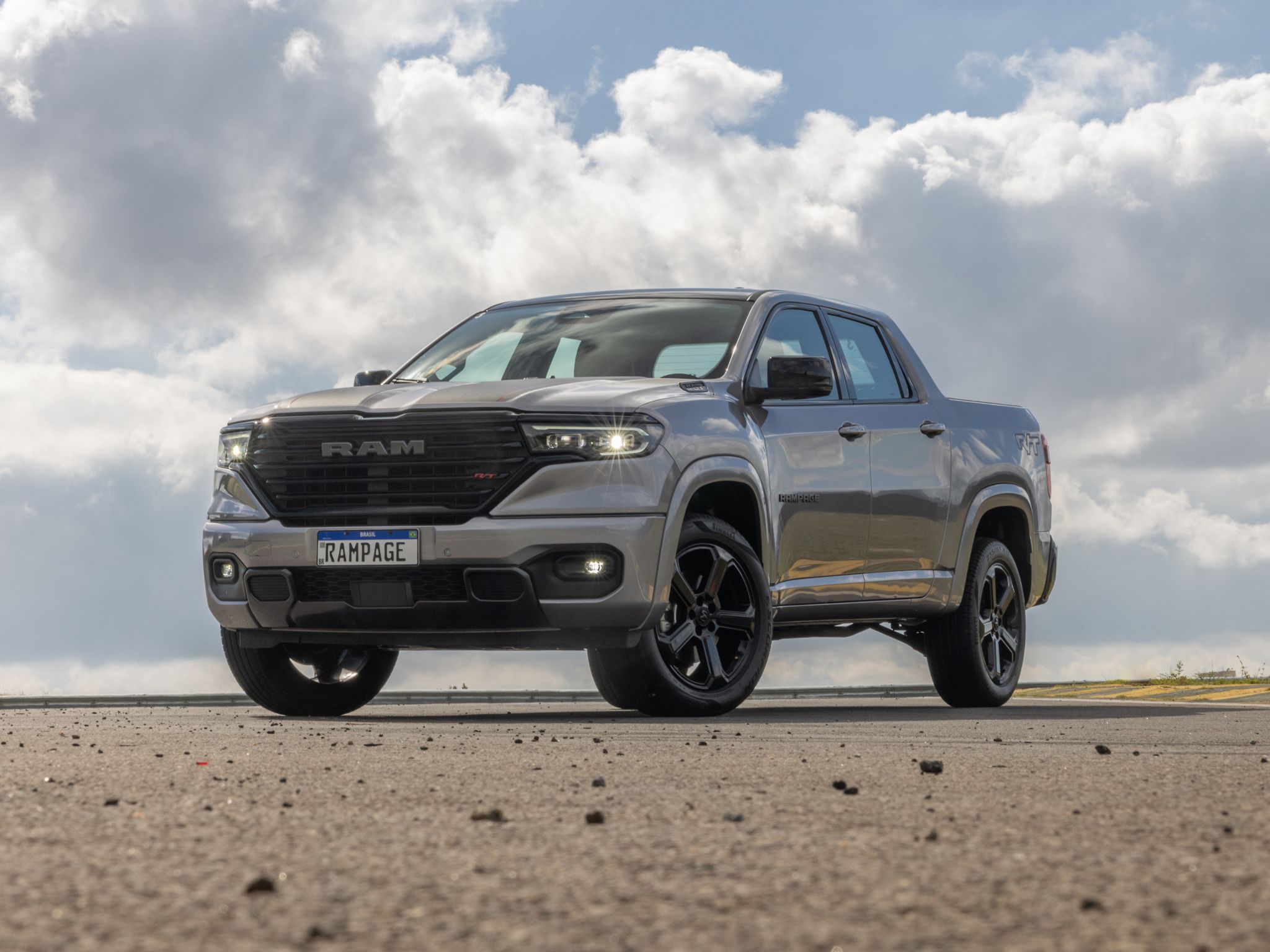 Conheça 10 'carros primos' que o mercado brasileiro já teve ou ainda ...