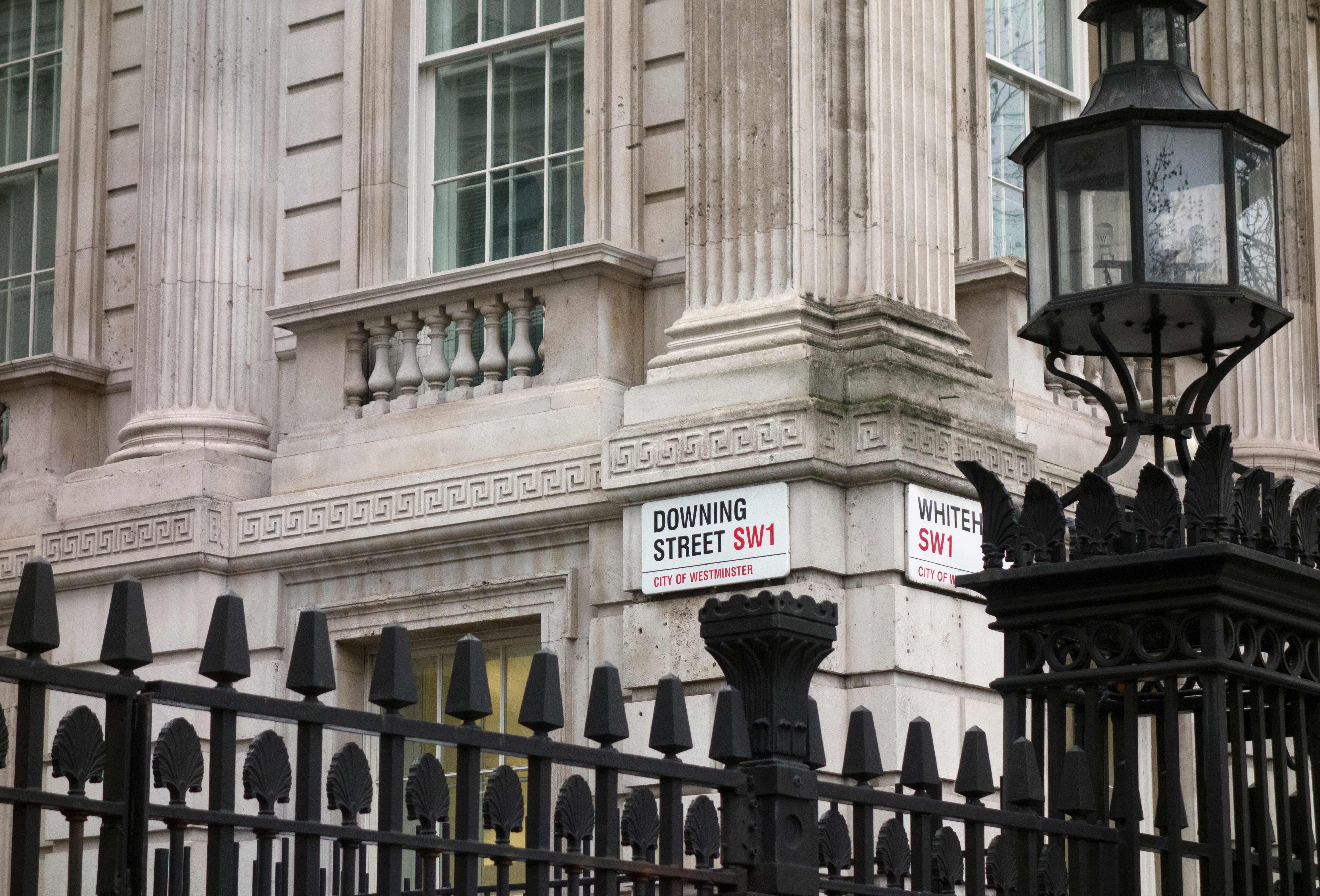 Breaking News: UK GDP Expands 0.3% MoM, GBP Bid | MarketPulse by OANDA ...