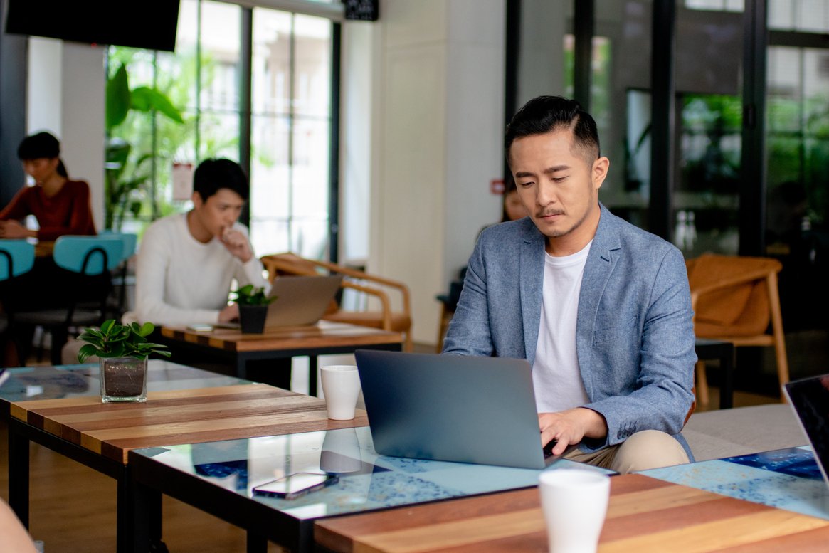 Future ready for a shift in market forces | Share CFDs | OANDA | Singapore