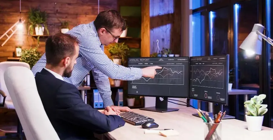IT Director: Roles, Scope, Salary & How to Become One
