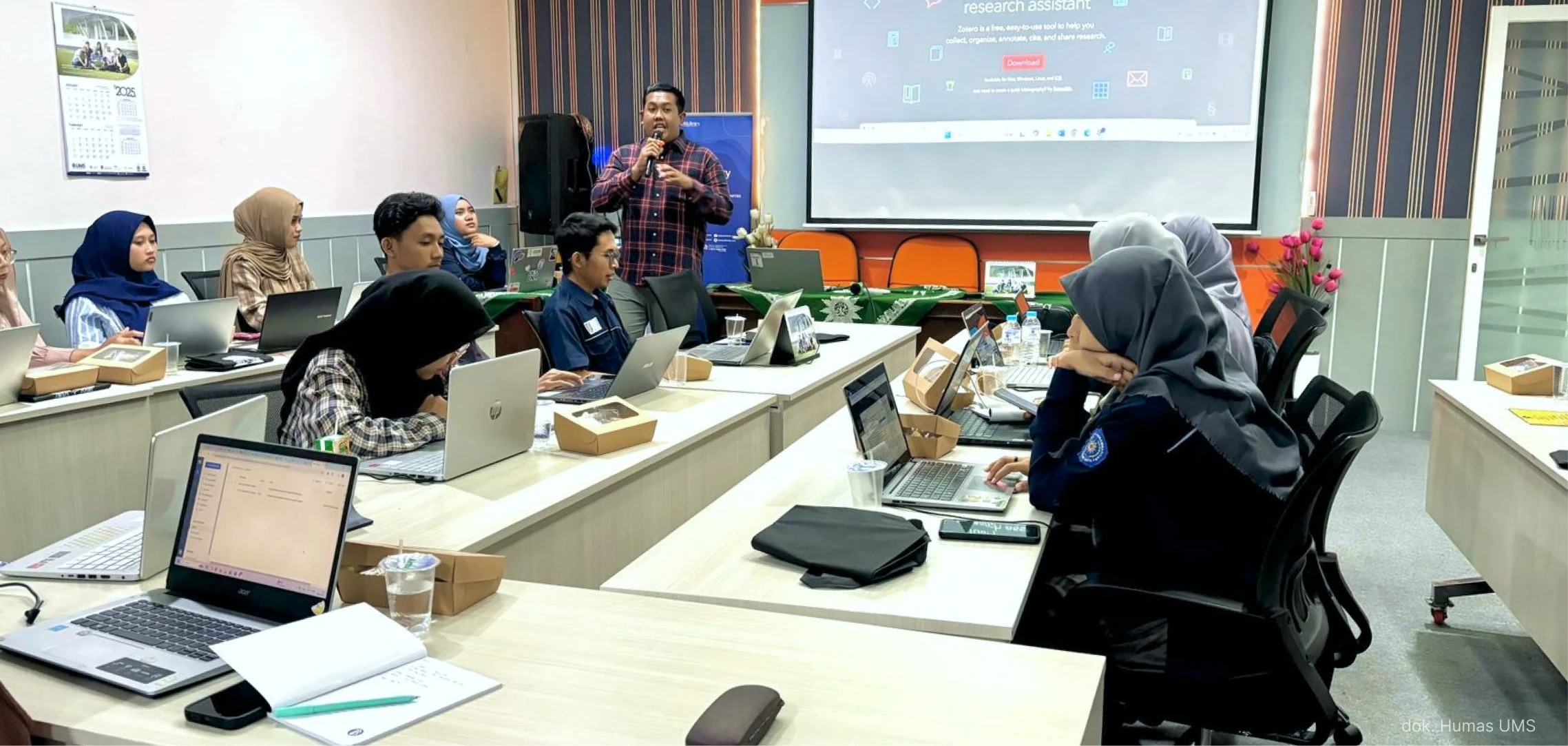 Tingkatkan Literasi Digital, Duta Perpustakaan UMS Ikuti Pelatihan ...