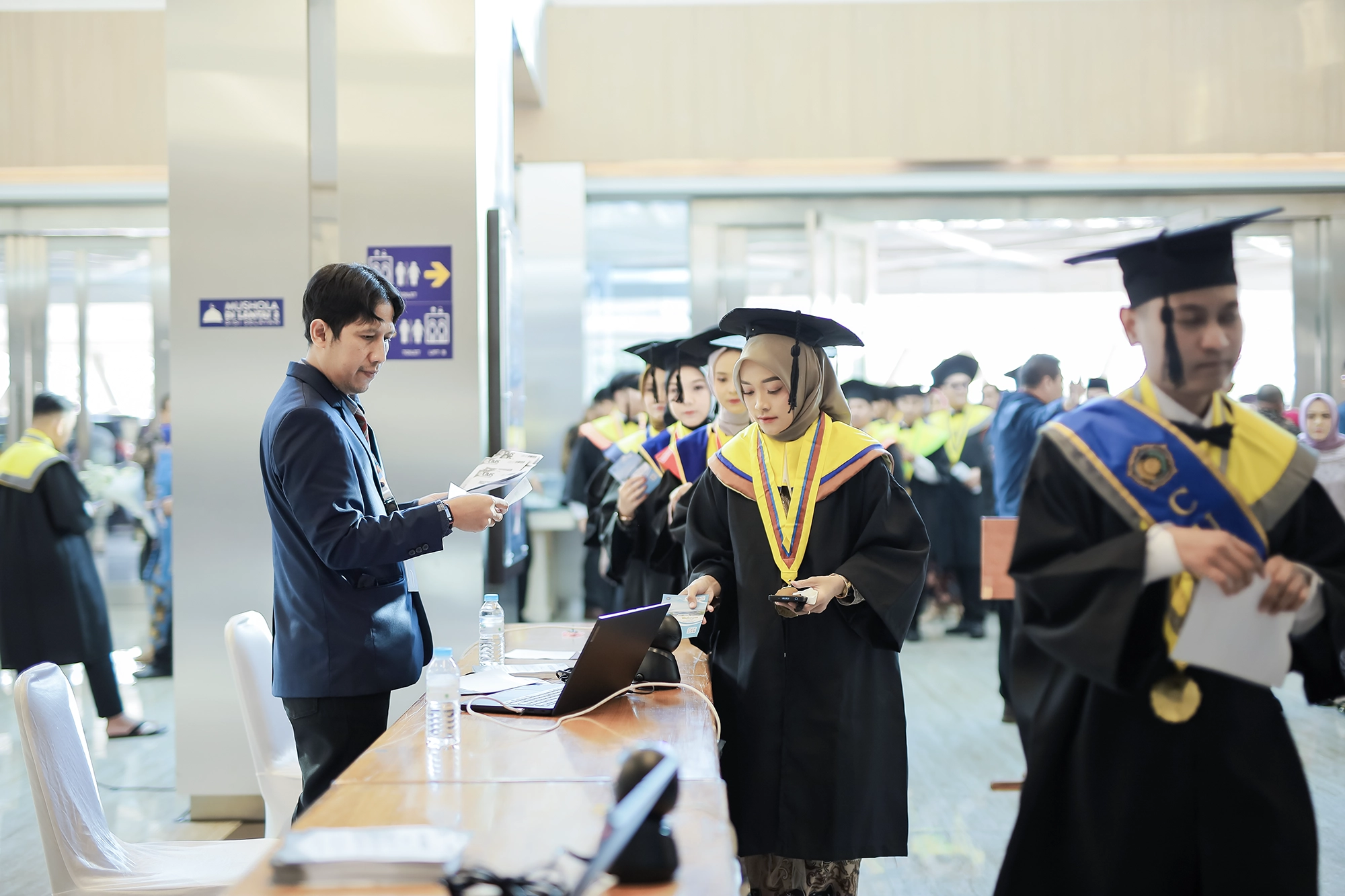 Wisuda | Universitas Muhammadiyah Surakarta