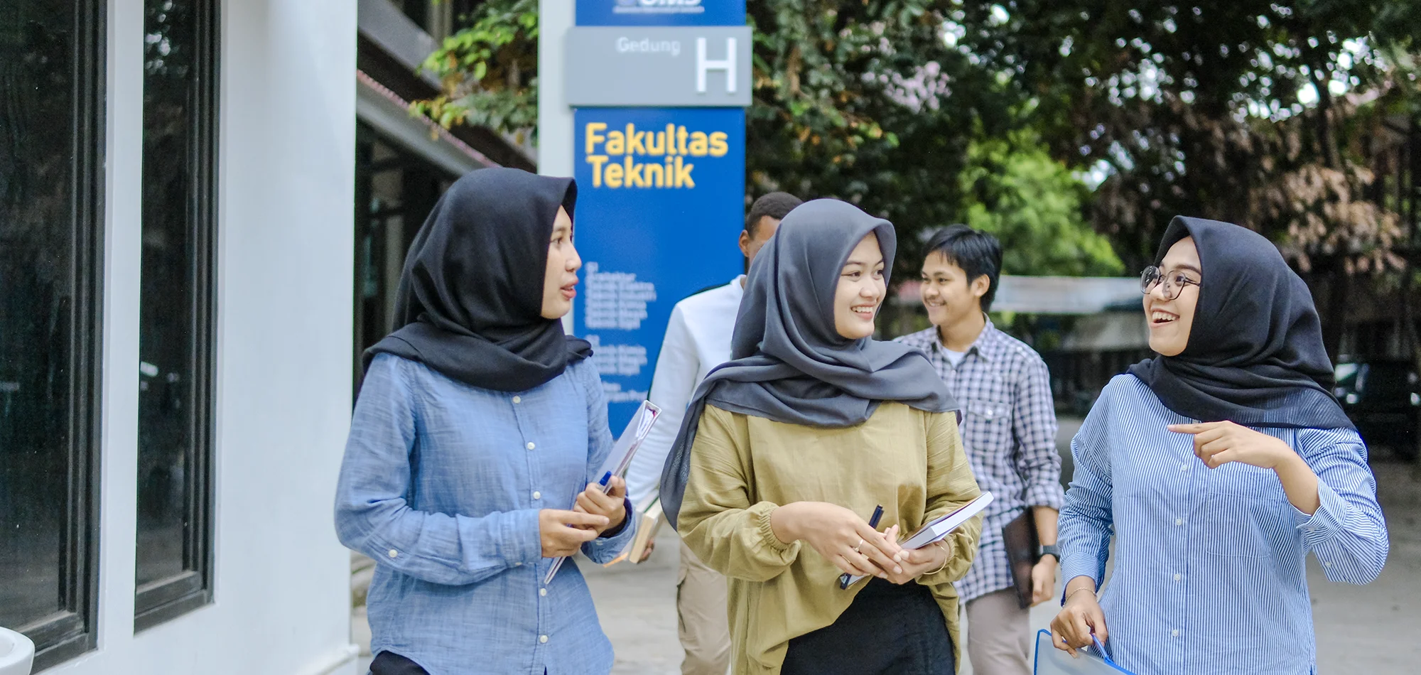 Sosialisasi Program Indonesian International Student Mobility Awards ...