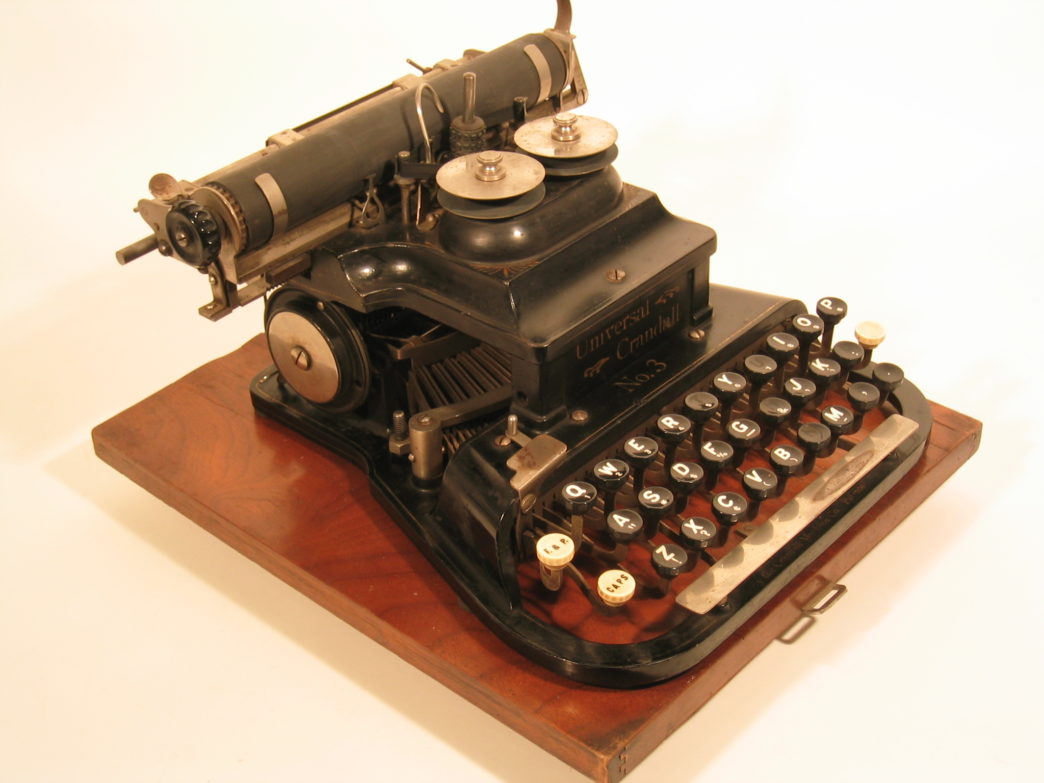 10 Gorgeous Typewriters Every Writer Dreams About – Web Design Ledger