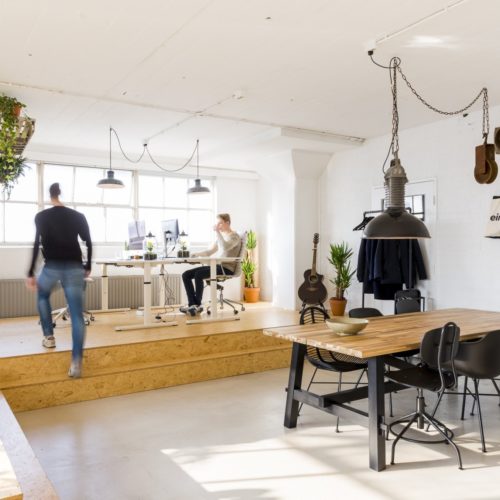 How To Use Color Contrast To Get The Maximum Impact