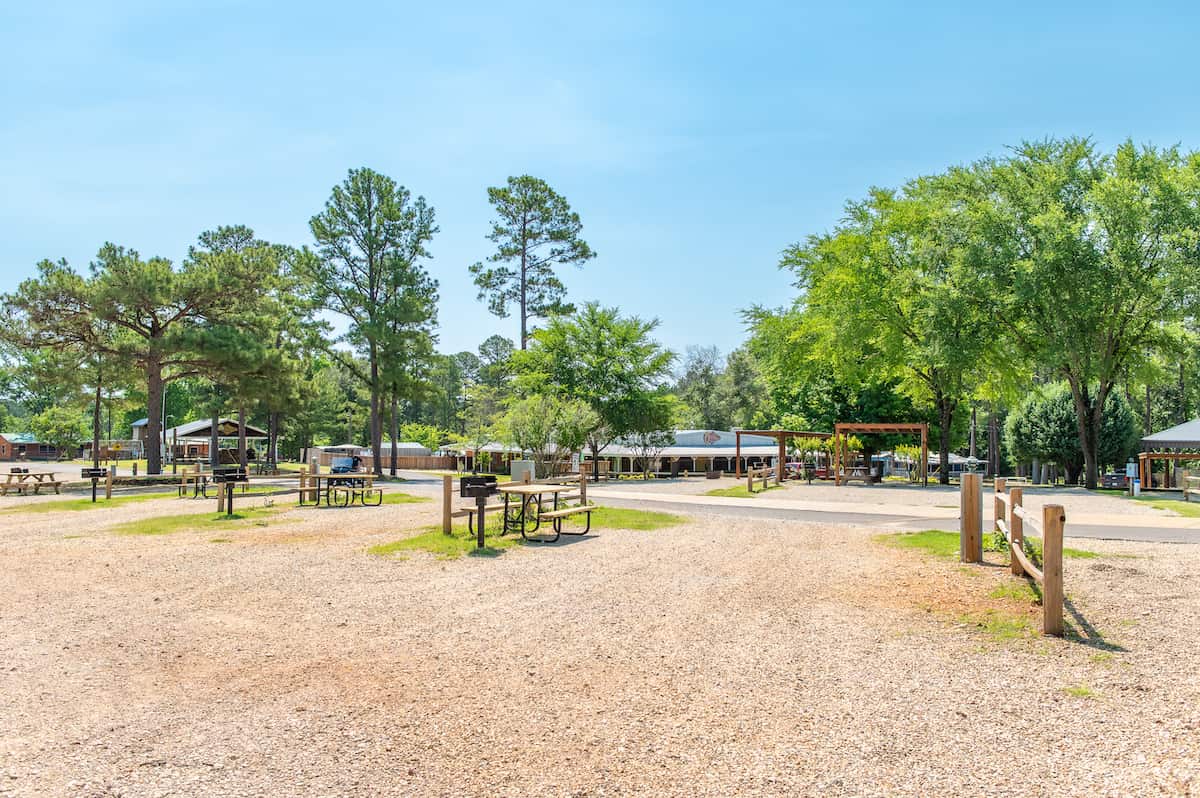 Yogi Bear’s Jellystone Park™: Whispering Pines in Tyler, TX | Ways To Stay