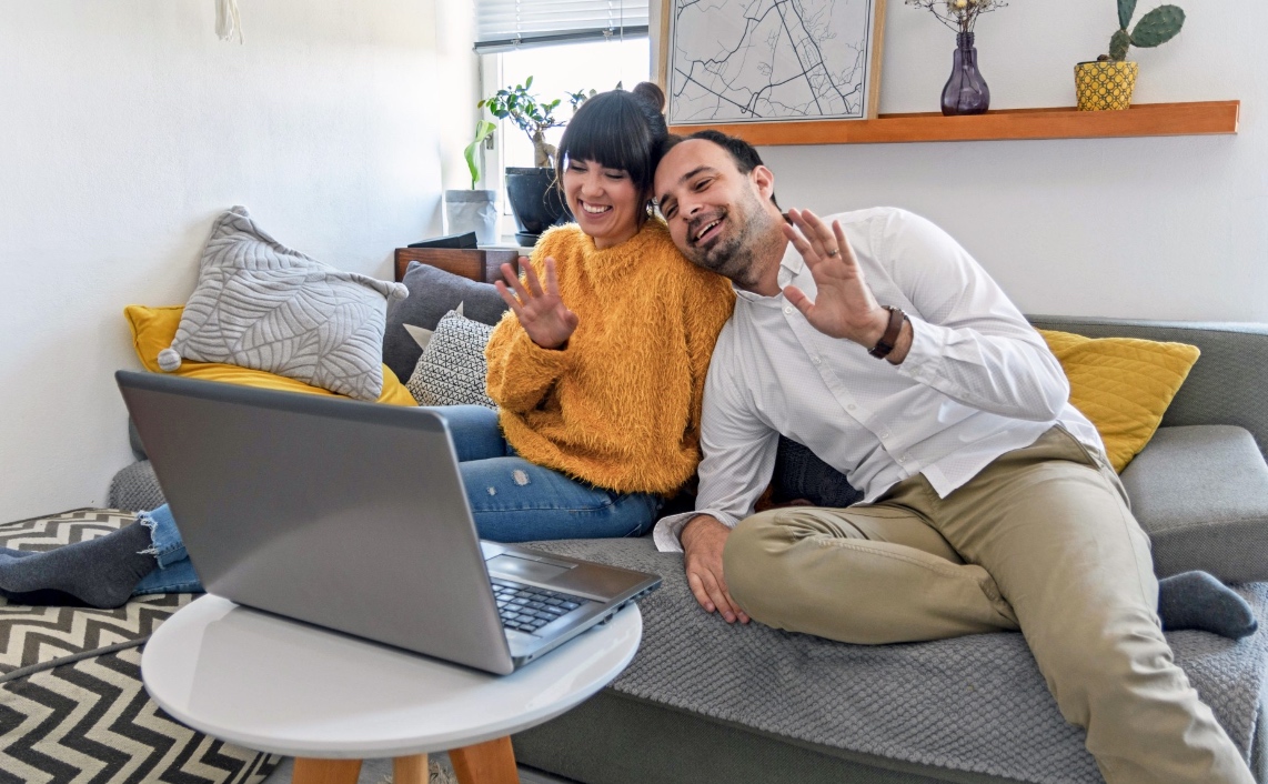 Wingman Dating App - Better dates landed by friends