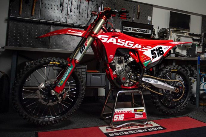 BMW Motorrad reveals R 18 M and R 18 Aurora at the Verona Expo