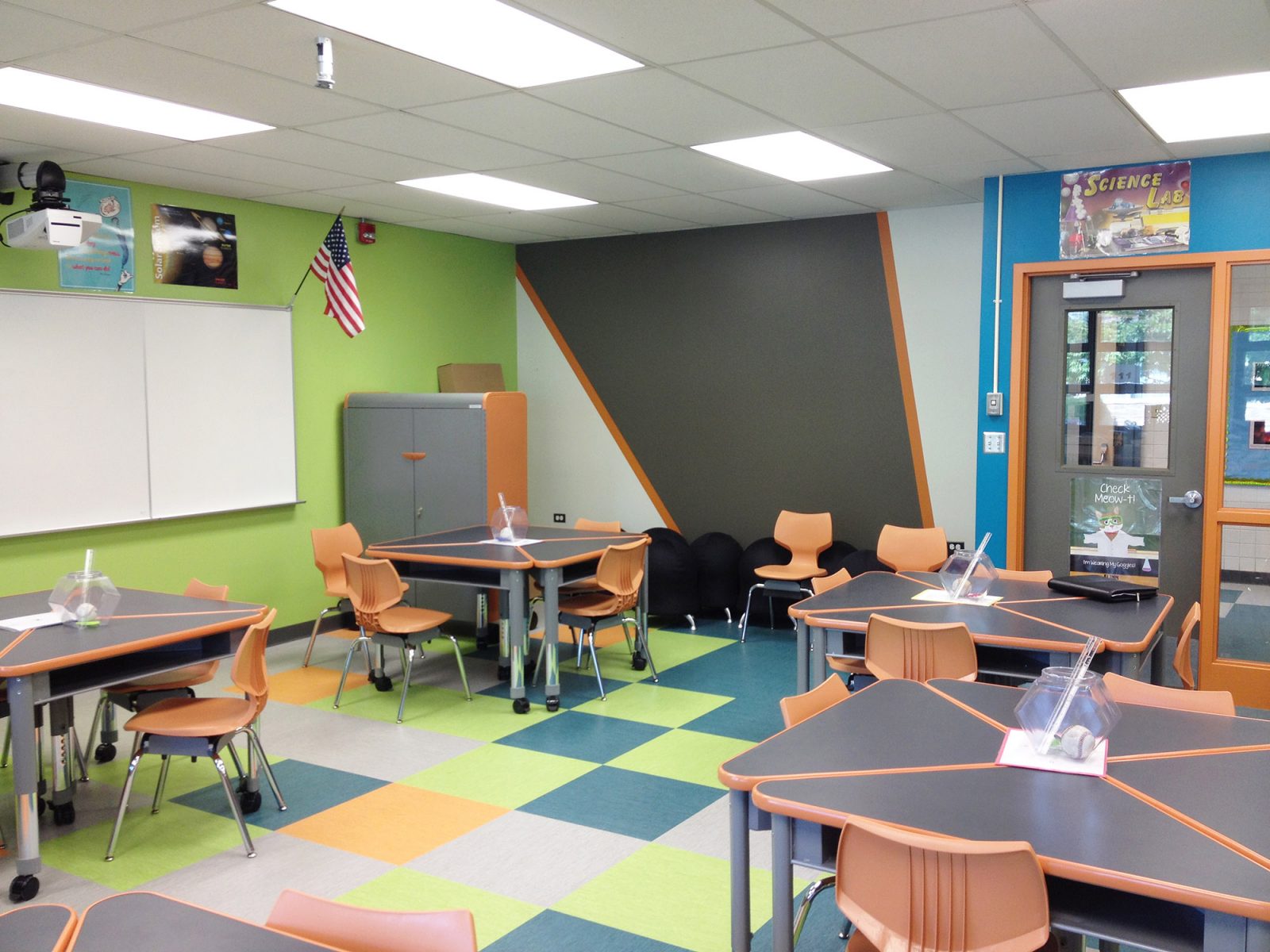 Hoffman Estates High School Library - ARCON