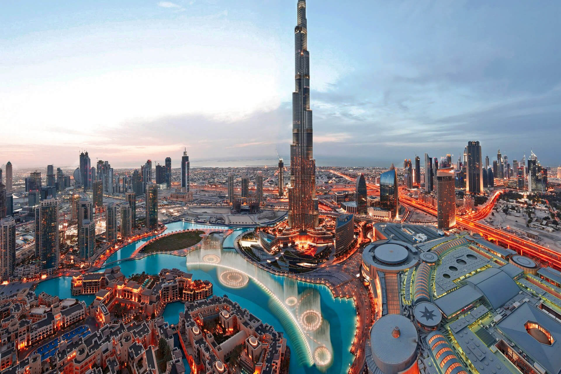 Thriving Megalopolises: Cities That Rose From the Desert