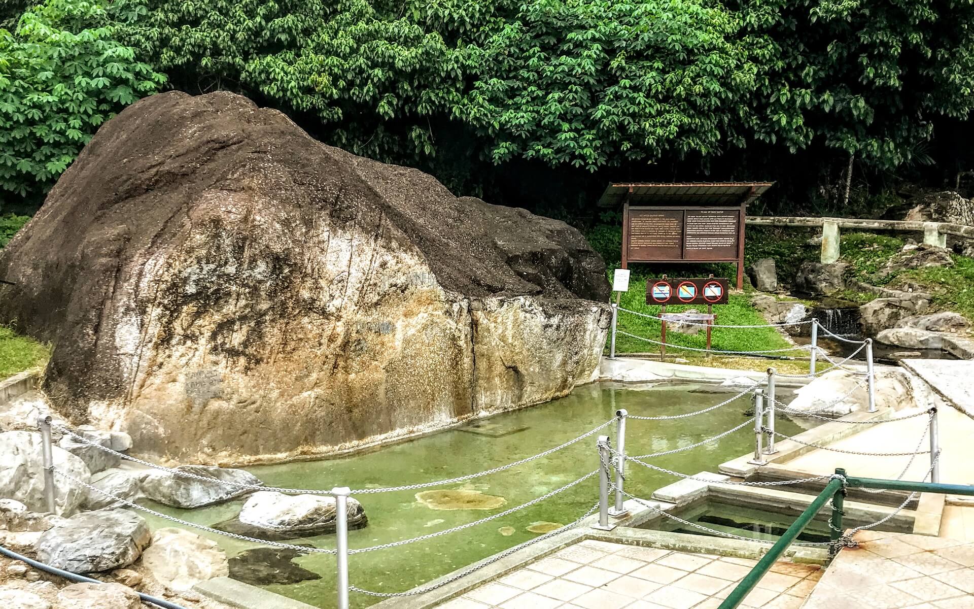 Poring, Malaysia | The Ultimate Travel Guide (2024)