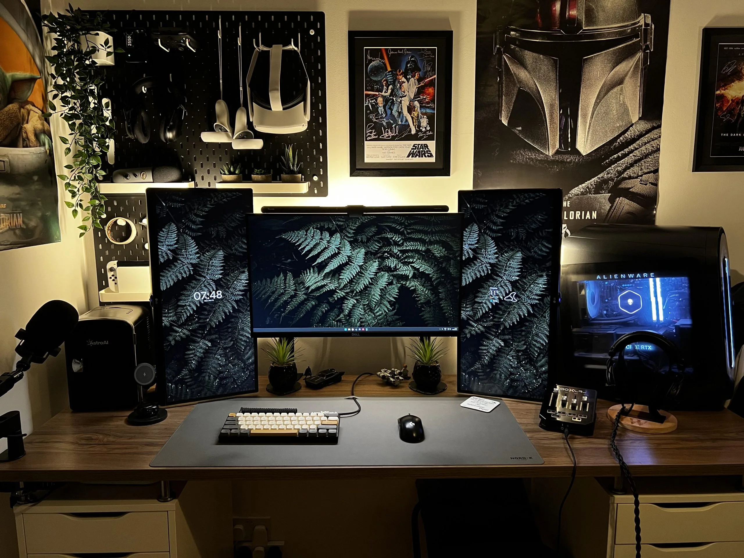 22 Products in Jack's Desk Setup | Item Names and Links