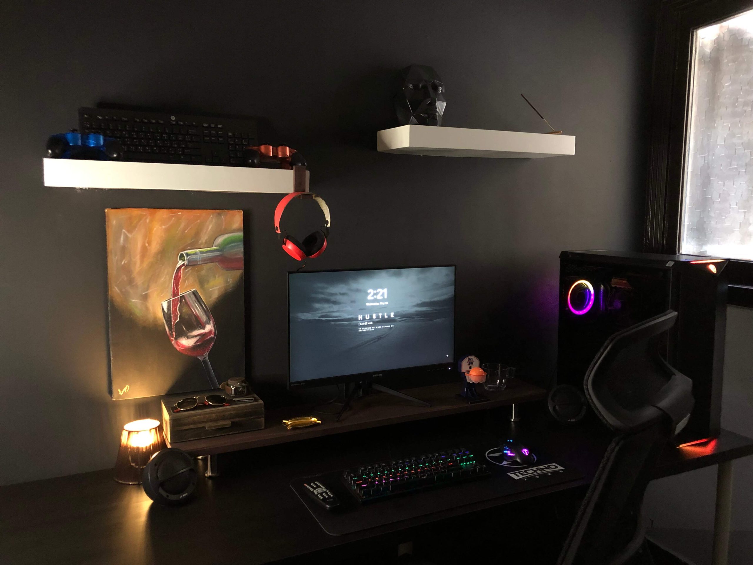 12 Products in Moaz's Desk Setup | Item Names and Links