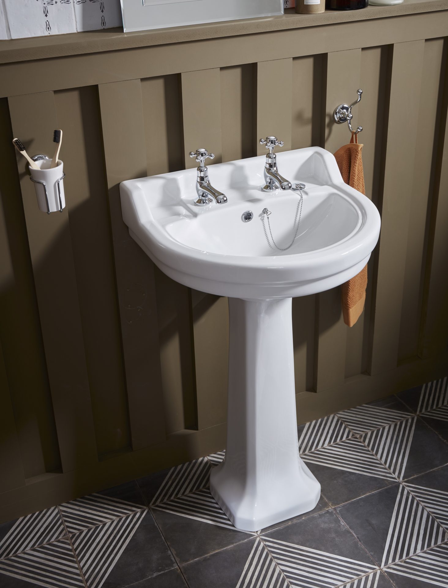 Harrow 550mm Round Basin & Pedestal 2TH - Get My Taps