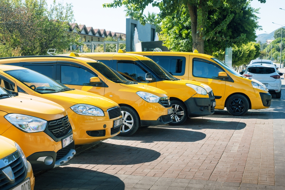 Taxi Types and Sizes - Place 2 Place Cars Limited