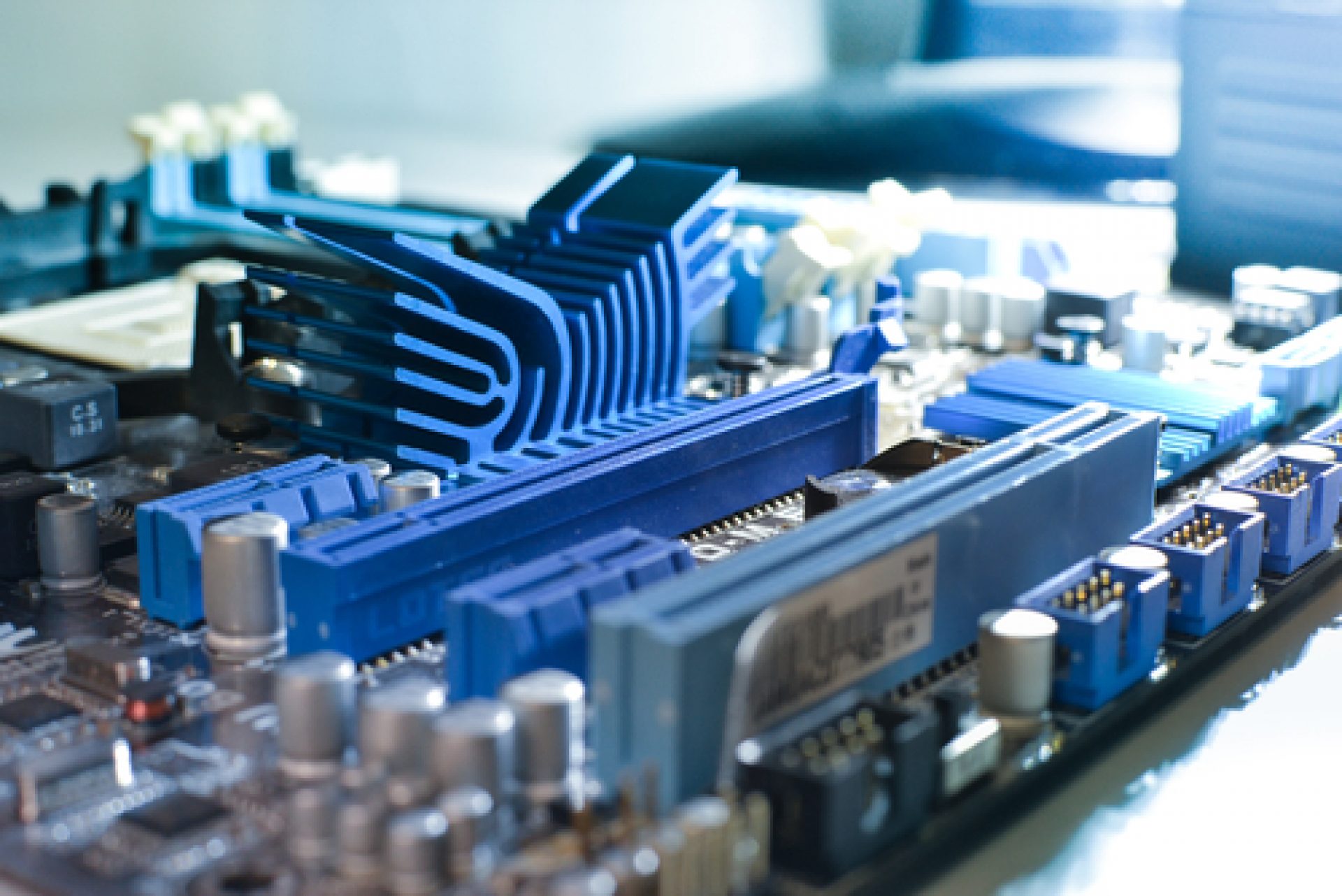 Creating Motherboards Using Chemical Etching - Qualitetch