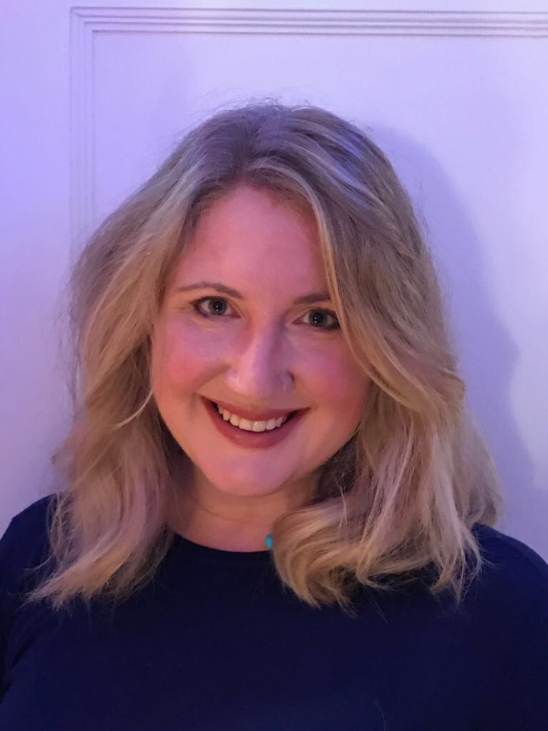 Helen Ashton - Voicecoach TV